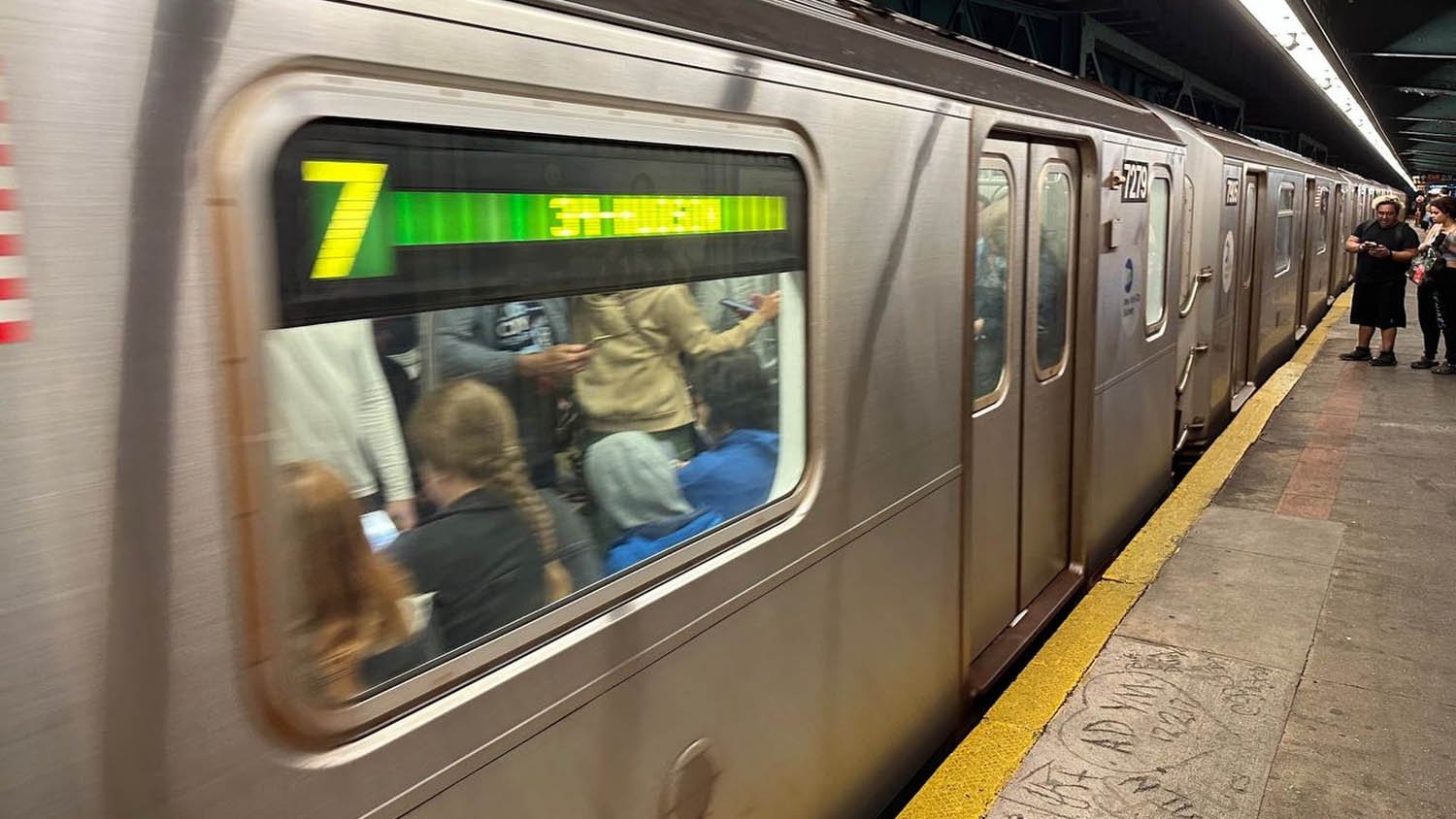 10 notable subway stops in NYC